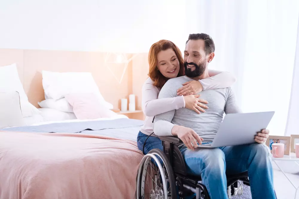 4 dicas para deixar o apê funcional e confortável para cadeirantes